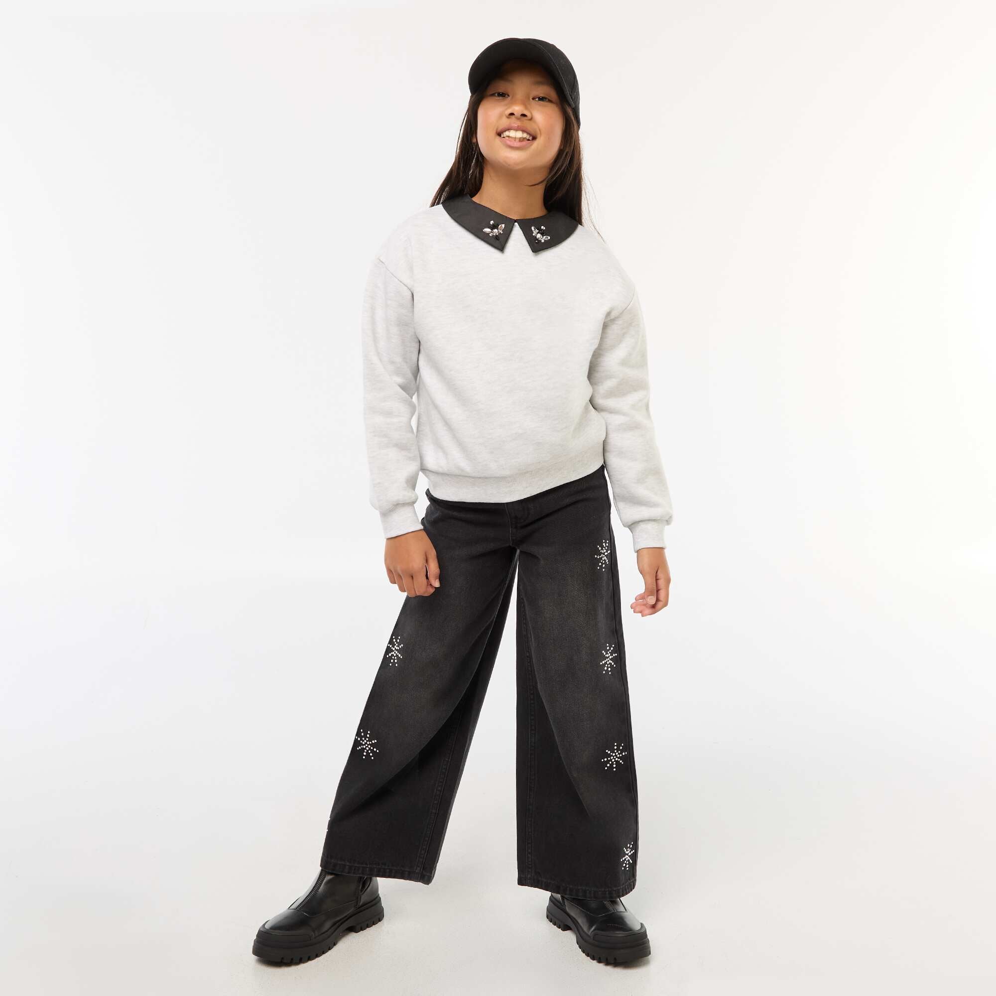 Wide-Leg Jeans with Rhinestone Snowflake Details GREY – Kiabi